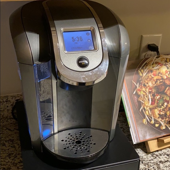 Keurig | Kitchen | Keurig Coffeemaker Touchscreen Coffee Pod Drawer ...